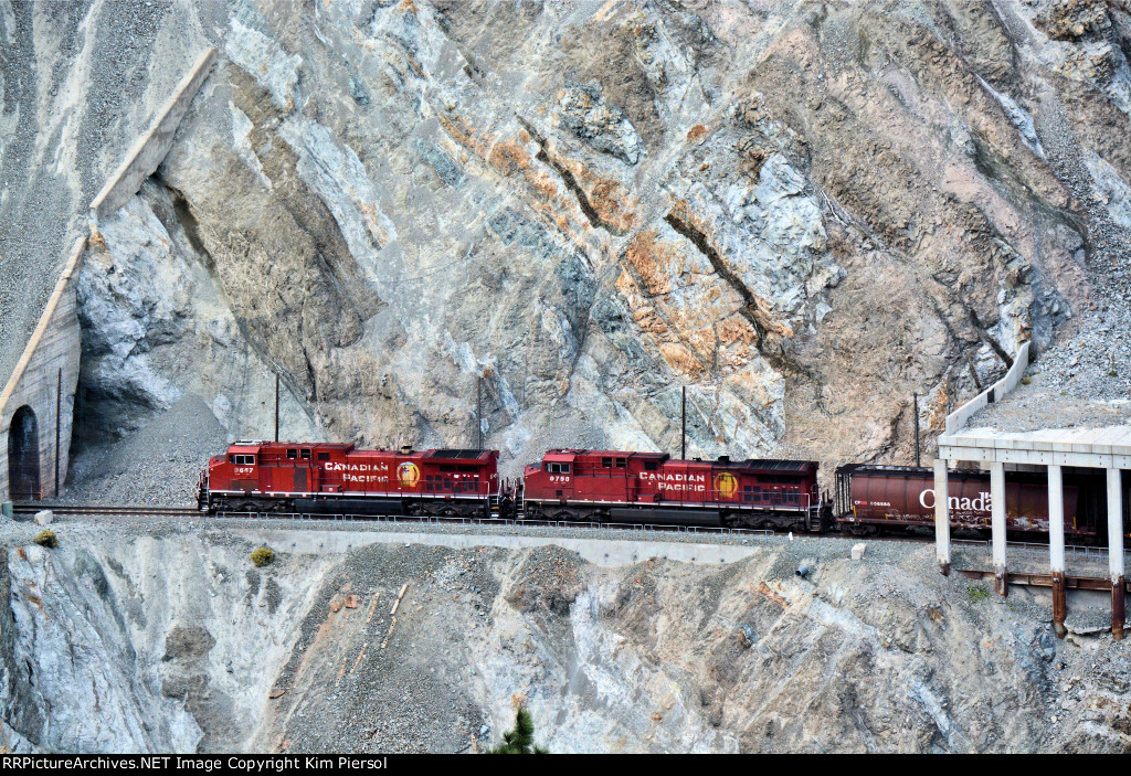 CP 9667 WB CN Ashcroft Sub